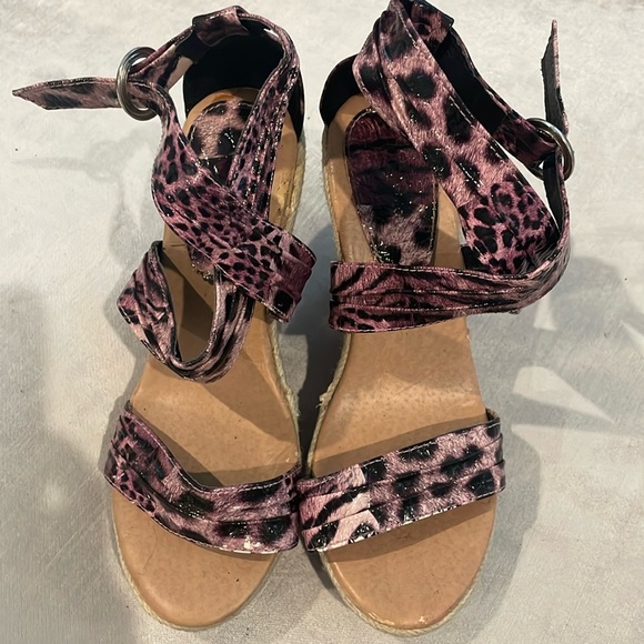 Shoes | Purple Leopard Print Wedges 7 | Poshmark